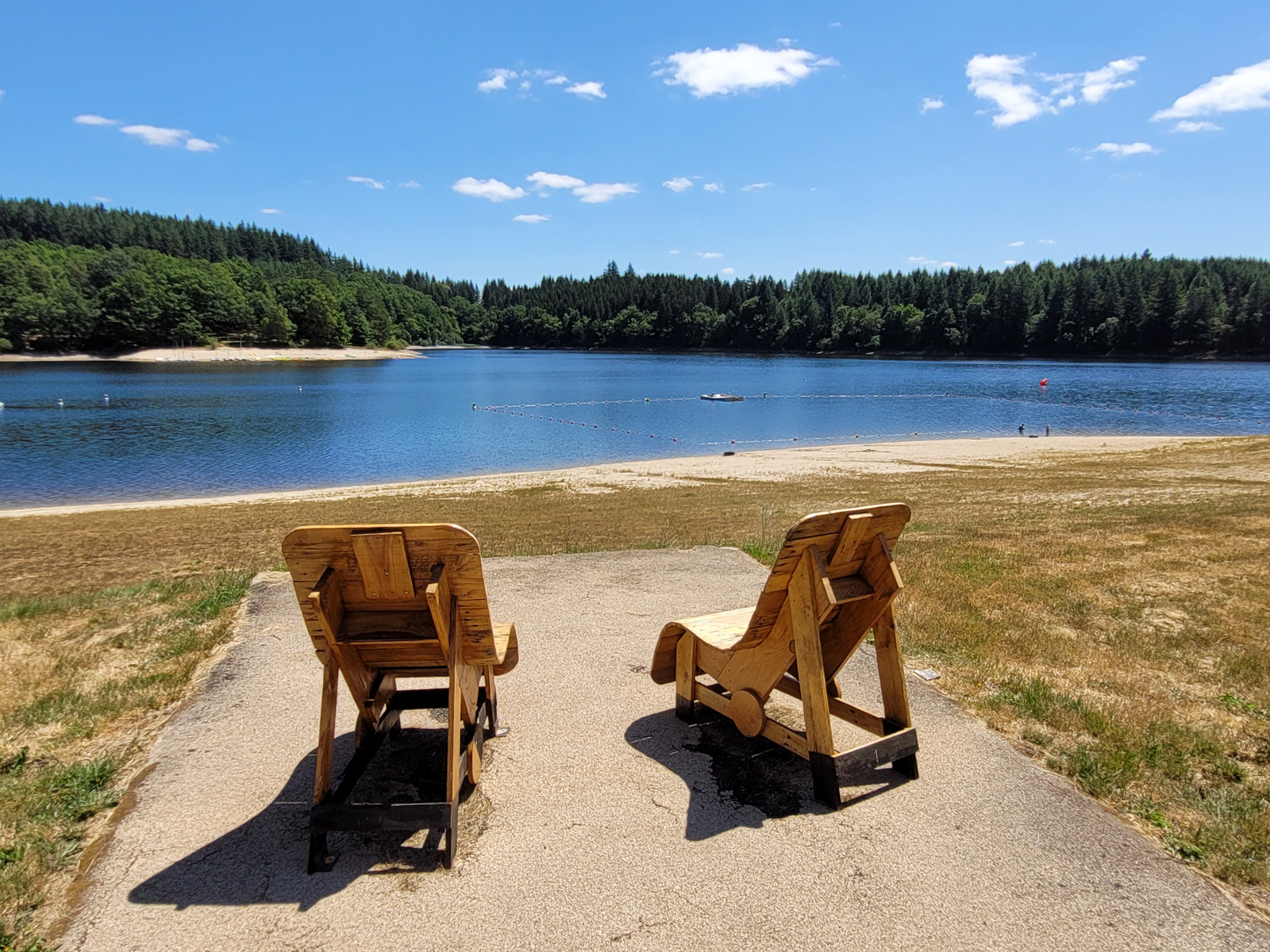Lac de Viam - Sites Naturels / Parcs Naturels à Viam - Guide de la Corrèze
