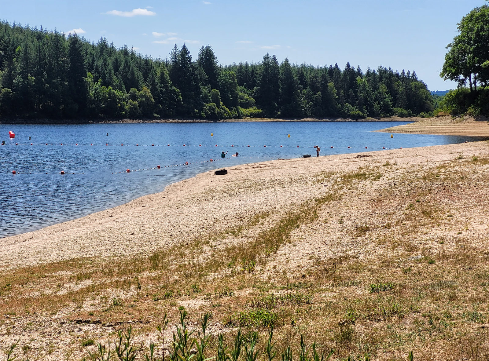 Lac de Viam - Sites Naturels / Parcs Naturels à Viam - Guide de la Corrèze
